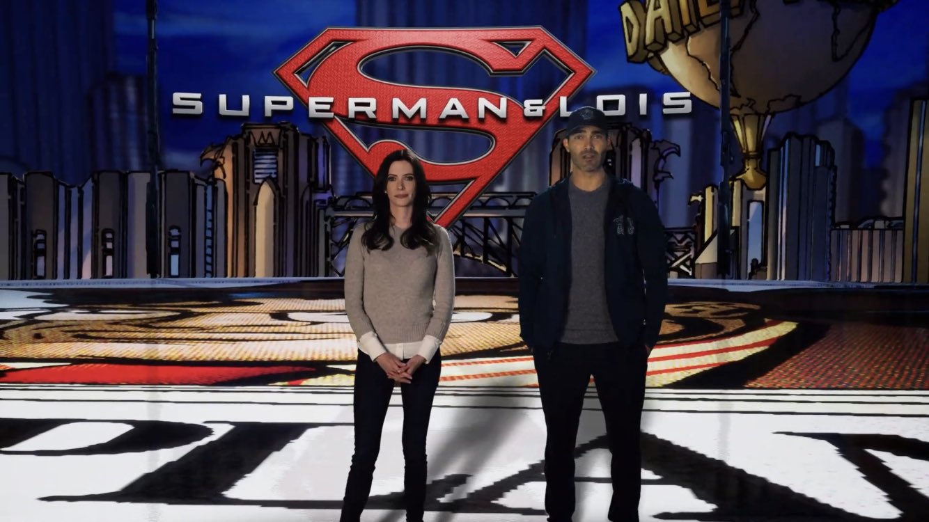 Elizabeth Tulloch and Tyler Hoechlin Introduce BTS Clip from Superman ...