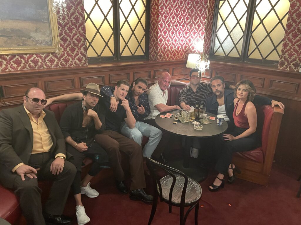 Lucy Hale Begins Work on New Movie, Gemini Lounge – BeautifulBallad