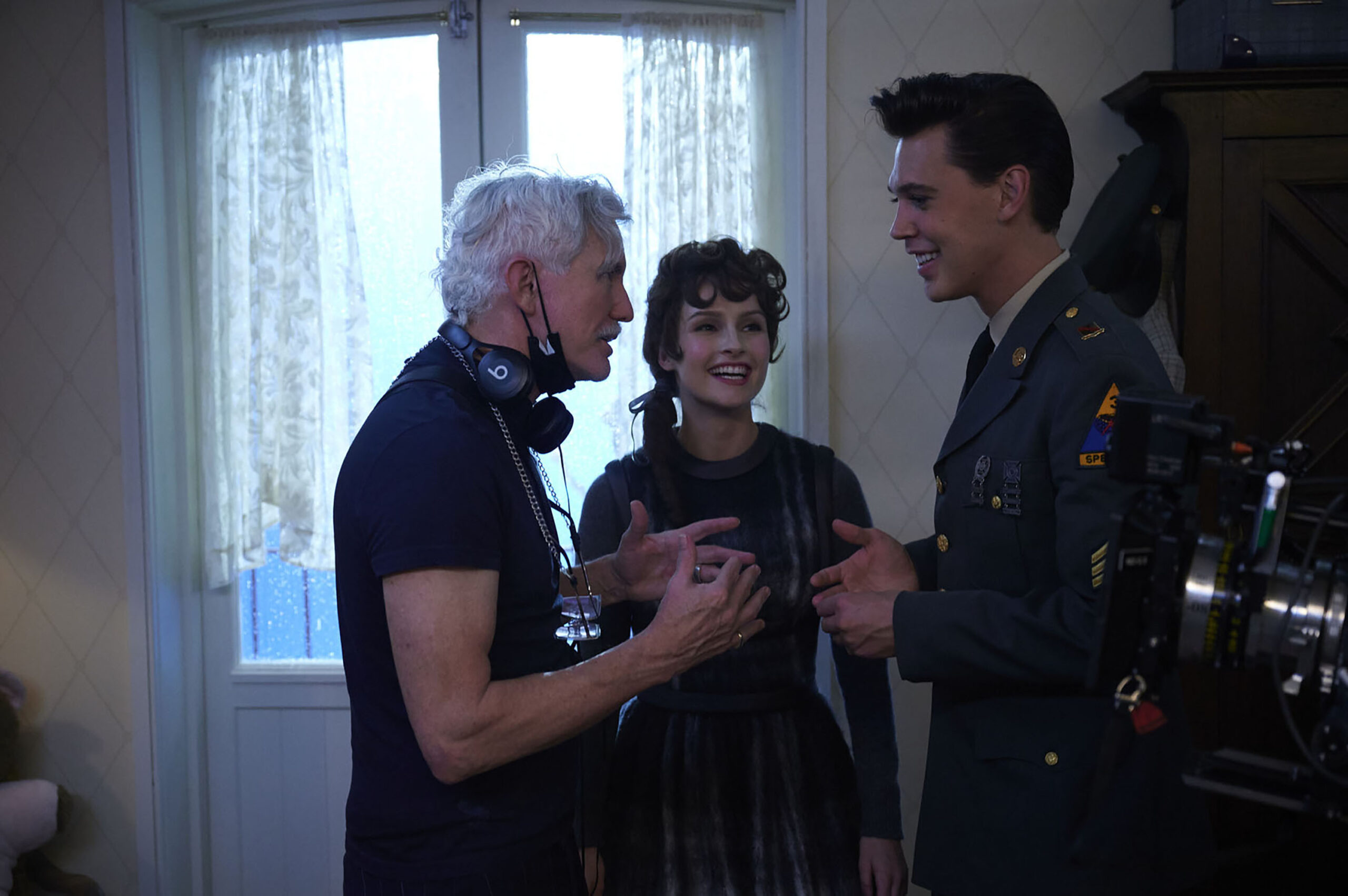 WB Releases New Trailer for ELVIS – BeautifulBallad