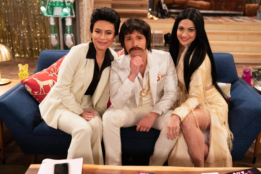 Check Out Photos from the Season 2 Finale of iCarly – BeautifulBallad