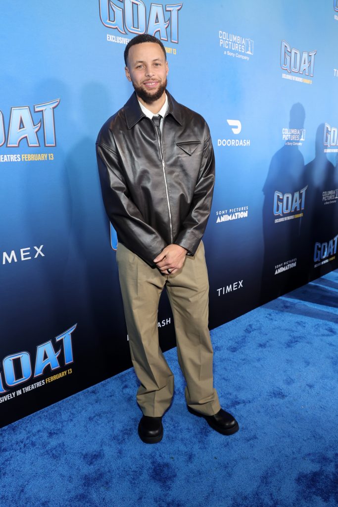 EXCLUSIVE: Stephen Curry Talks Producing & Voicing a Giraffe in ‘GOAT ...